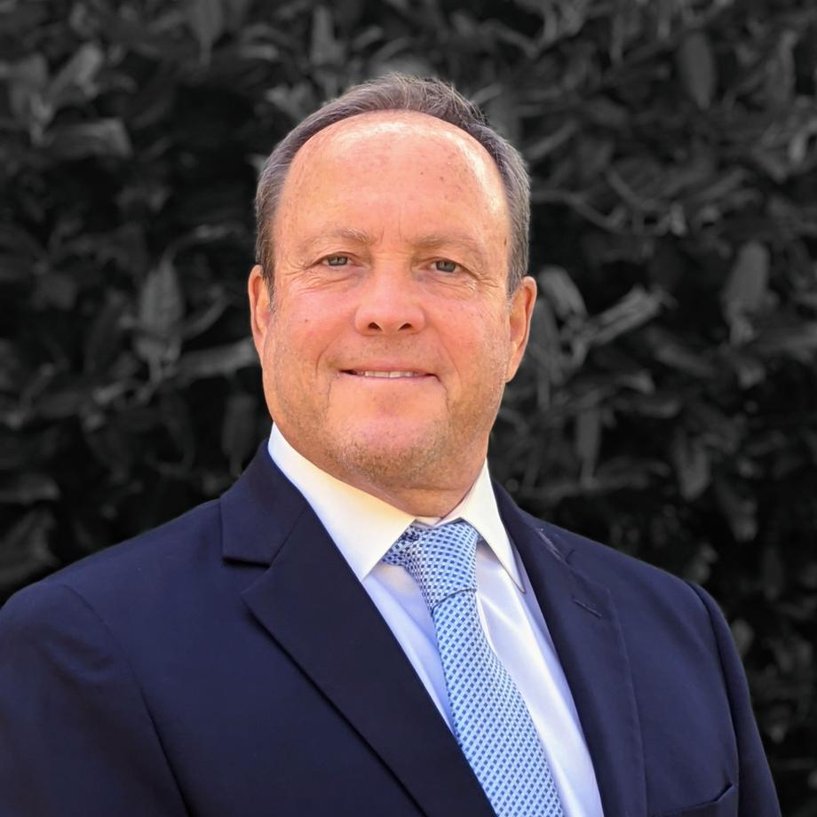 Who We Are : Pinzker and Associates